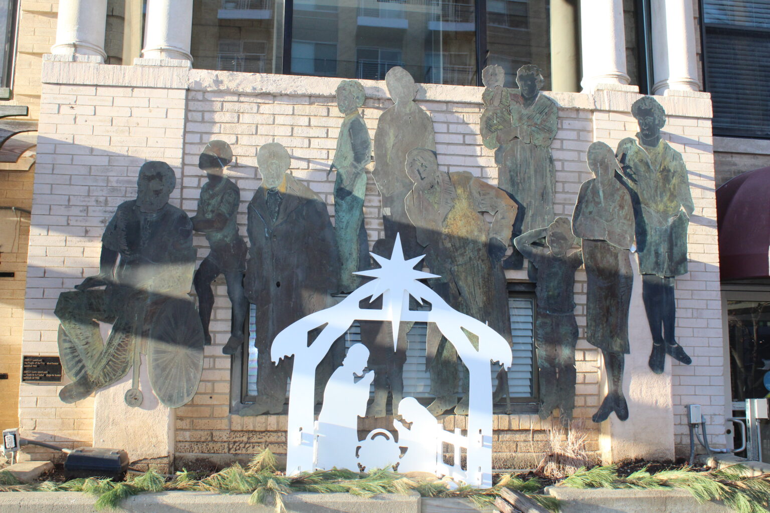 Decking the Halls: Christ House Community Traditions - Christ House